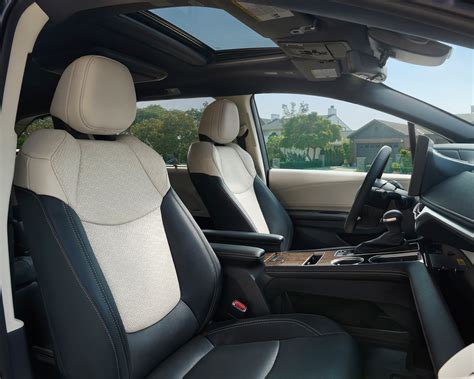 2025 Toyota Sienna Hybrid Brampton On