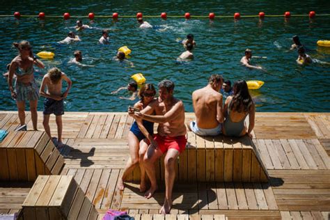 Microsoft Confirms Chinese Hackers Breached Its Servers