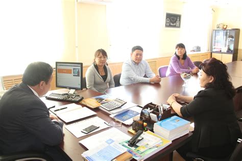 БӨӨР ШИЛЖҮҮЛЭН СУУЛГАХ МЭС ЗАСАЛ ЭМЧИЛГЭЭ ХИЙЛГЭСЭН 6 ХҮН ДАРХАН УУЛ АЙМАГТ БИЙ