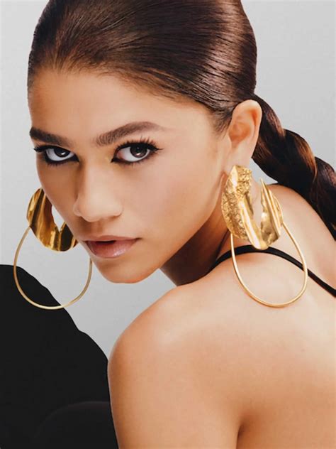 Zendaya Aerial Vista Hoops Aeqea
