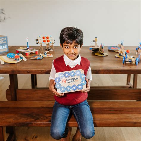 Crunchlabs On Twitter Tracking Your Progress Is Easy With Your Gear Badge Diploma Each Gear