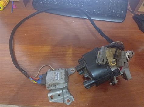 Коммутатор выносной на трамблер 4+2 — Toyota Sprinter Carib (AE95G), 1 ...
