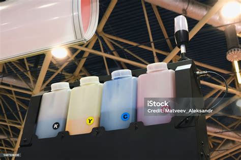 와이드 포맷 잉크젯 프린터 디지털 프린터의 컬러 토너 잉크 산업에 대한 스톡 사진 및 기타 이미지 산업 종이 컴퓨터 프린터 Istock