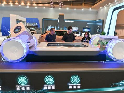 2023中国国际智能产业博览会重大项目签约84个投资额超2000亿元