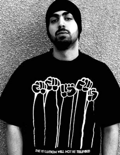 مجموعه کامل عکس و والپیپر بهرام نورایی کیفیت بالا دانلود