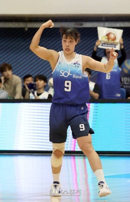 여농 이경은 근육 MLBPARK