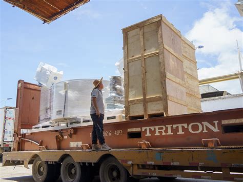 Machine Loading And Shipping Hua Qing Grinding Technology Shenzhen Co Ltd