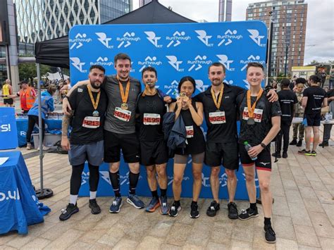 Simon Lowe 💳 Posted On Linkedin