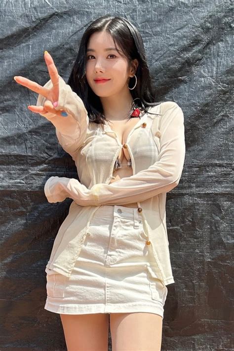 권은비 워터밤 사진 입덕짤 윤아저장소 Kgirls Net