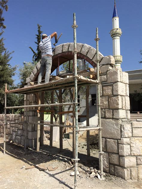 Azam Khan Adlı Kullanıcının Quick Saves Panosundaki Pin Taş Ev Taş şömine Kır Evi