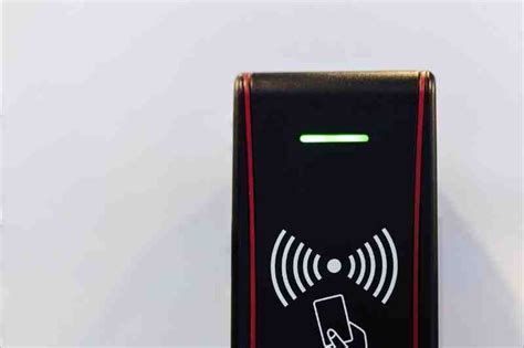 Mullion Reader Guide How They Work And Where To Use Them