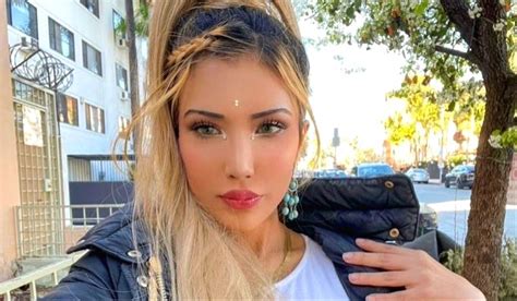 Free Photo Sakshi Chopra