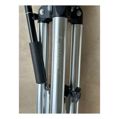 Manfrotto 074 Camera Tripod With 501 Manfrotto Head