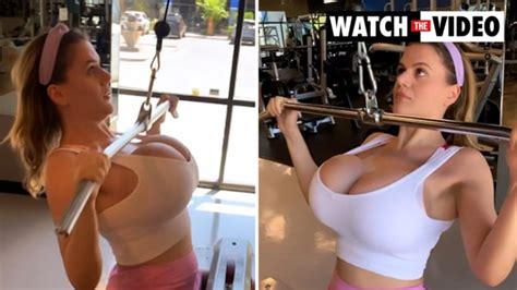 Onlyfans Star Makes 40k A Month With Her 32 Litre Boobs Au