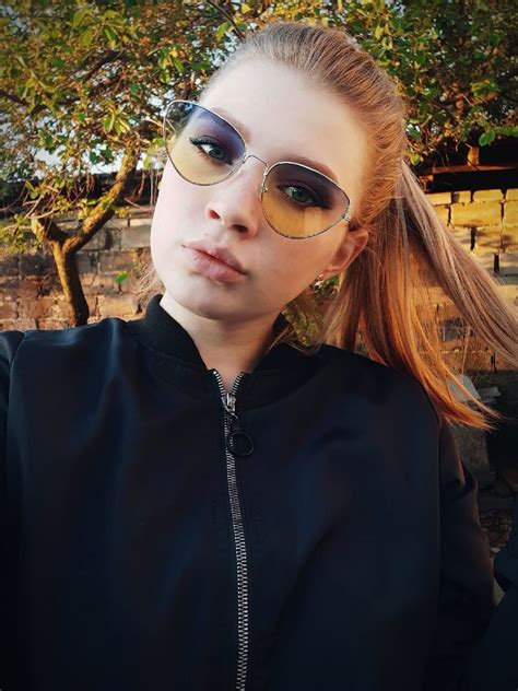 Lilly Hall Live Cams Skype Teams Discord Telegram