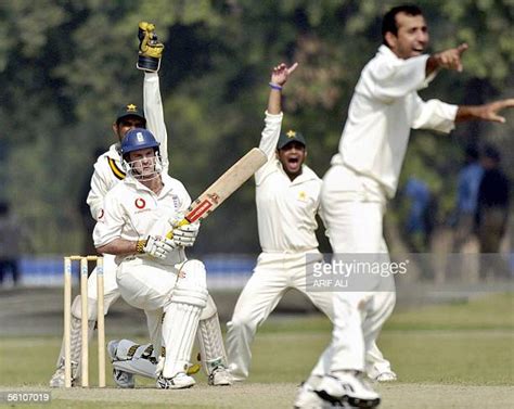 13 Arshad Ali Khan Photos And High Res Pictures Getty Images