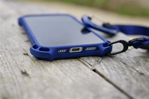 This Is The Wildest Rugged Iphone Case Ive Used And I Love It