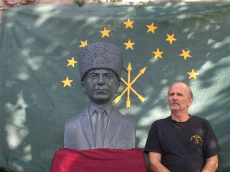 Circassian Man Circassian Flag Fur Hat Bust Büst Fur Hat Picture