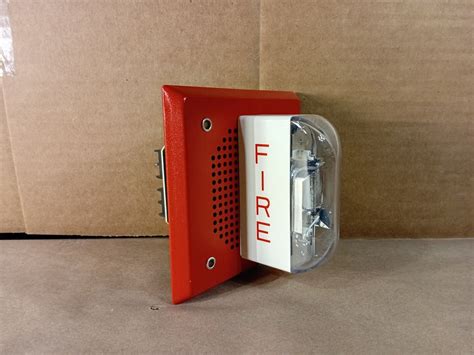 Wheelock Inc Fire Alarm Wall Mount Strobe Speaker E 7025 Ls 24 Vfr Ulc