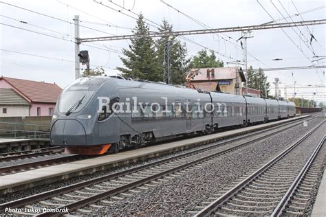 First Sirius Test Runs On The Czech Public Network Railvolution