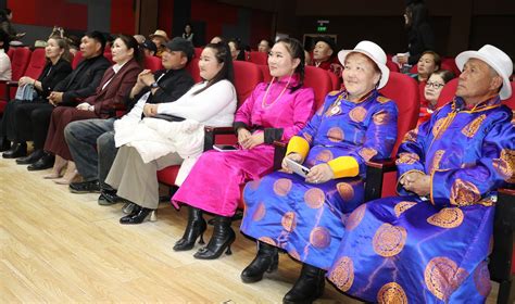 Өвөрхангай аймгийн Хүүхэд Гэр бүлийн хөгжил хамгааллын газар Added A Өвөрхангай аймгийн