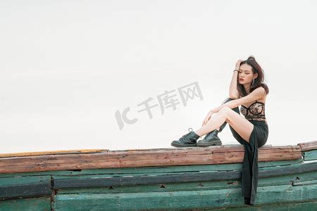 海边比基尼摄影图片 海边比基尼摄影作品 千库网