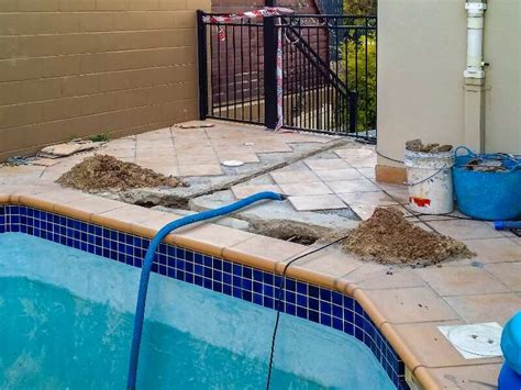 how to find a leak in your swimming pool