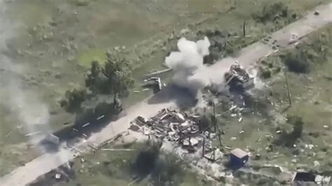 На Харківщині прикордонники розбили дронами укріплення окупантів Читайте на Ukr Net