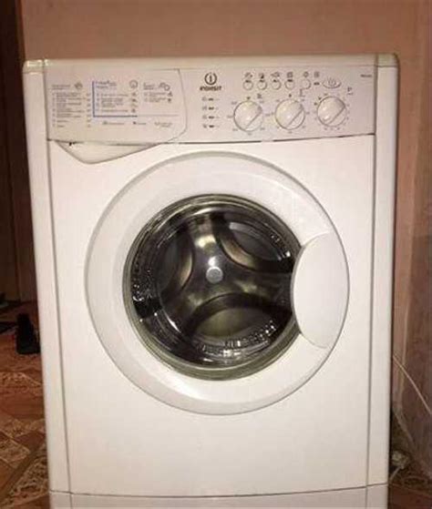 Стиральная машина Indesit Wisl 103 купить Бытовая техника Festima Ru частные объявления