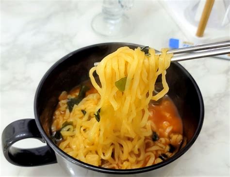 앵그리 너구리 전자렌지로 라면끊이기 3배 매워진 농심 너구리 라면에 귀여운 앵그리 너구리가 퐁당 네이버 블로그