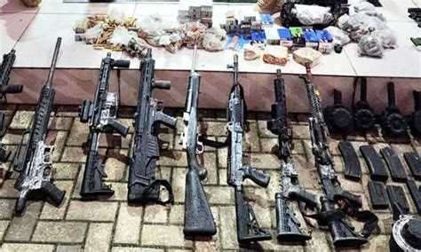Urgente Tiros Correria 4 Bandidos Mortos E 2 Policiais Baleados