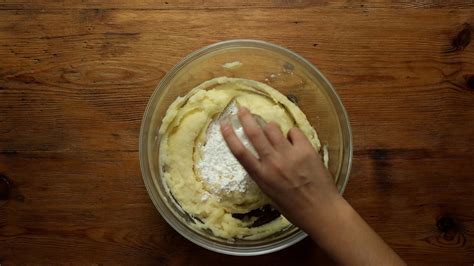 Disfruta De Este Caldo Con Bolitas De Papa Comedera Recetas Tips Y