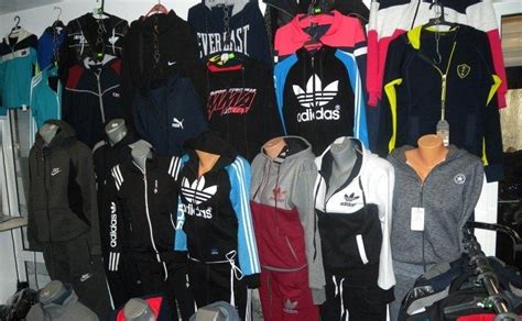 Ченгета удариха бизнеса на врачанин иззеха куп ментета от магазина му