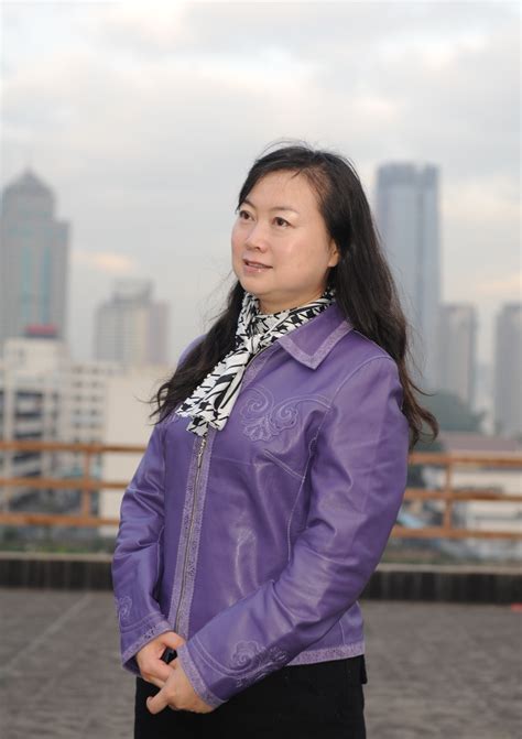 柳炎冰 资料详情