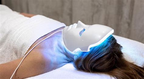 What Is Led Phototherapy And What Skin Conditions Can It Treat