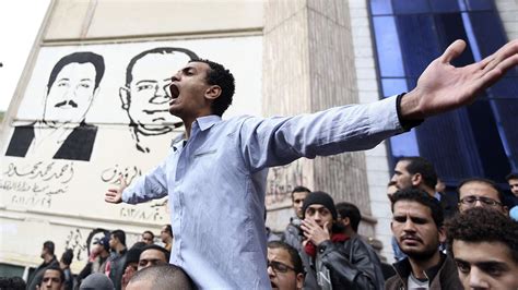 Violent Protests Mark Egyptian Uprising Anniversary Euronews
