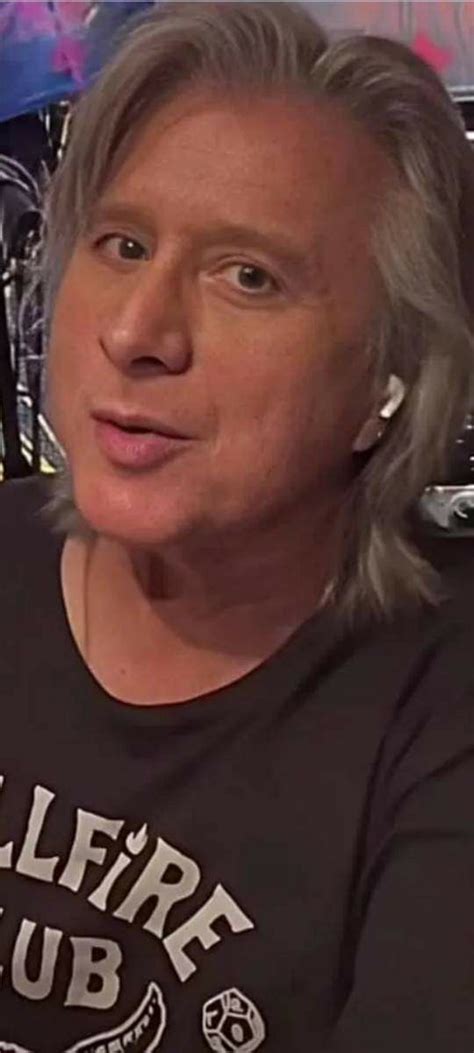 Pin By Charlotte On Steve Perry Steve Perry Steve Gorgeous Men