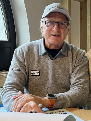 Bild Wandertag Mit Skilegende Franz Klammer In Den Nockbergen