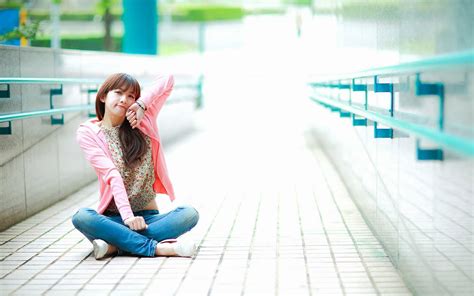 Actress Photos Wallpapers Chinese Hot Kissing Girls