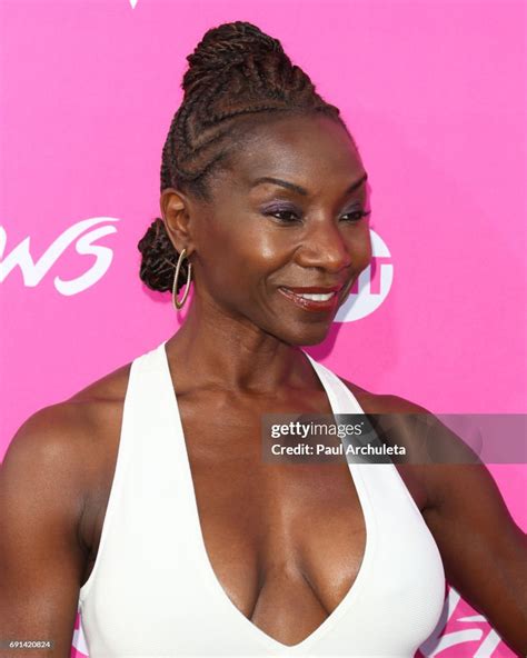 Actress Jeryl Prescott Attends The Premiere Of Tnts Claws At News