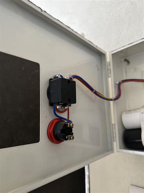 is it possible to remotely trigger the green button push button using