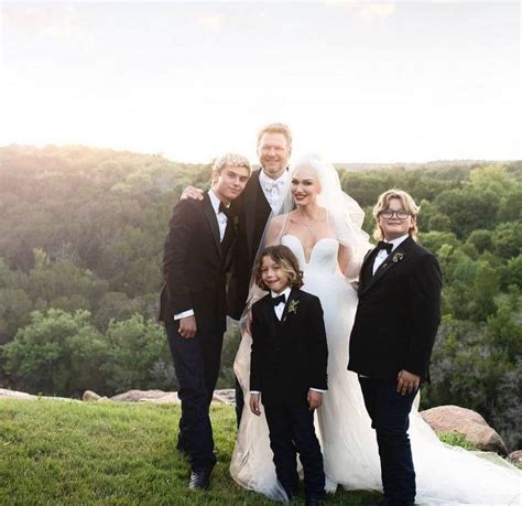 «Це завжди був ти Гвен Стефані поділилася весільними кадрами Insider Ua