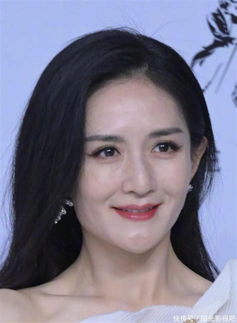 Gq盛典明星怼脸生图：虞书欣妆容难看，金晨脸微肿，易梦玲好幻灭 360娱乐，你开心就好