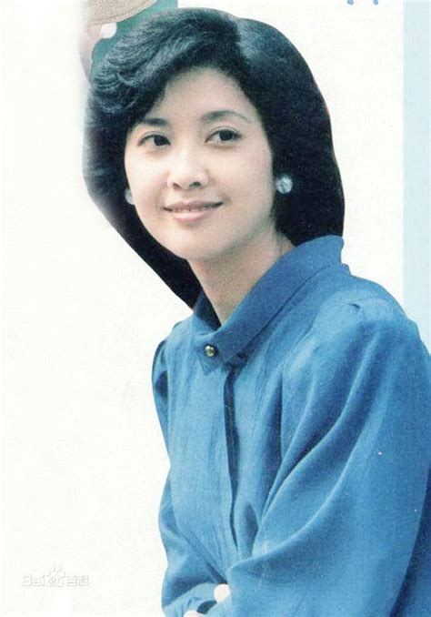 《朱琳》封面图片 万佳直播吧