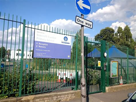 Beecroft Garden Primary School Opening Times Contacts Primary School In London