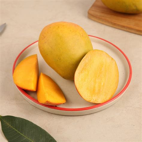 Sindhura Mango Lalbagh Sinduri Aam Price Buy Online At Best Price In India