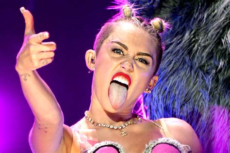 Miley Cyrus Twerk  Vma