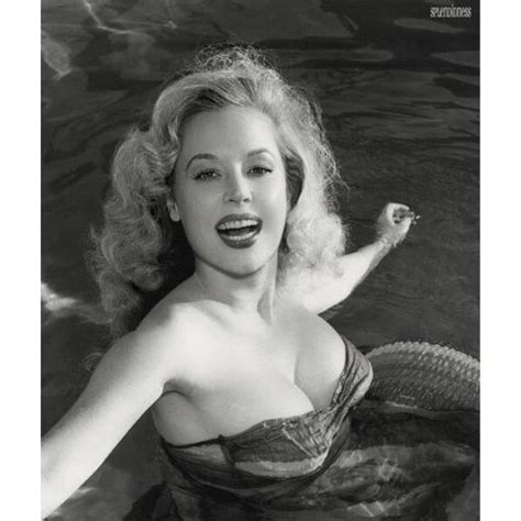 The Federalist Saturday Sultress Betty Brosmer