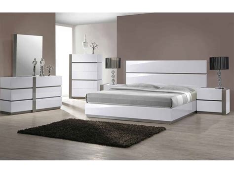 Manila Modern Bed Bedroom By Chintaly Imports
