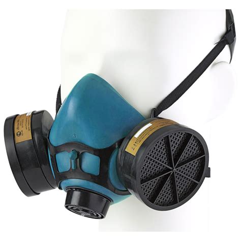 Изолирующая полумаска «Исток 300» с противогазовыми фильтрами (РПГ-67 ...